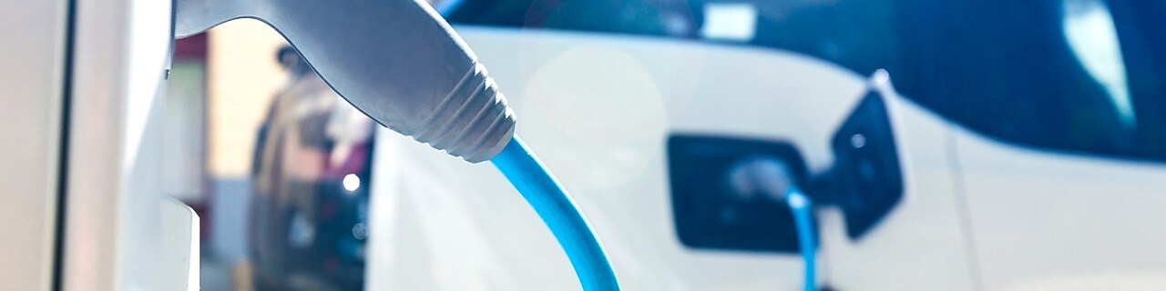 자동차 제조업체의 관점에서 전기차용 윤활유(E-Fluids)의 세 가지 역할 | Shell 대한민국